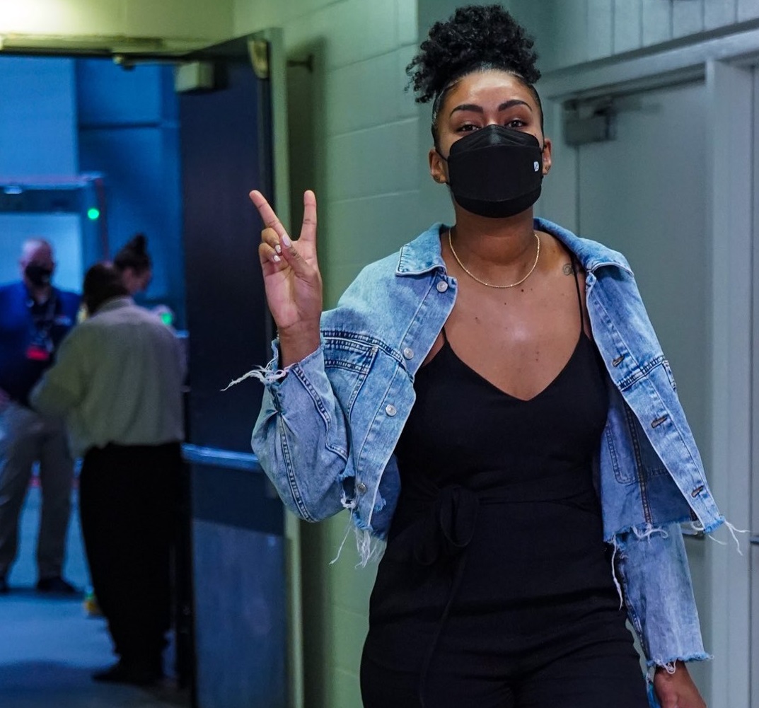 DAMIRIS ACERTA CONTRATO COM EQUIPE FRANCESA | LBF