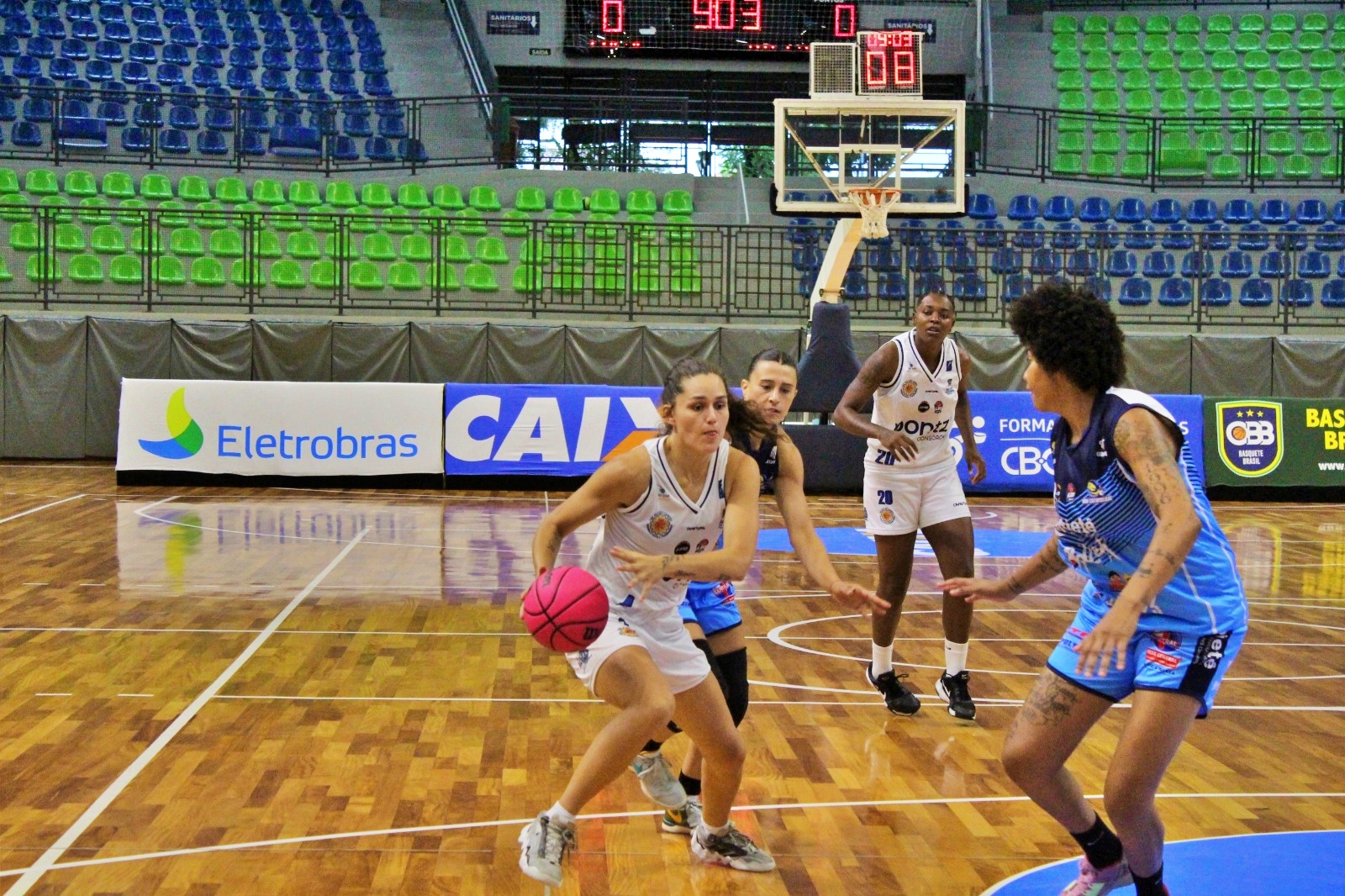 Pontz São José Basketball 74X55 BAX Catanduva (📸 Victor Barreto/Agência ...